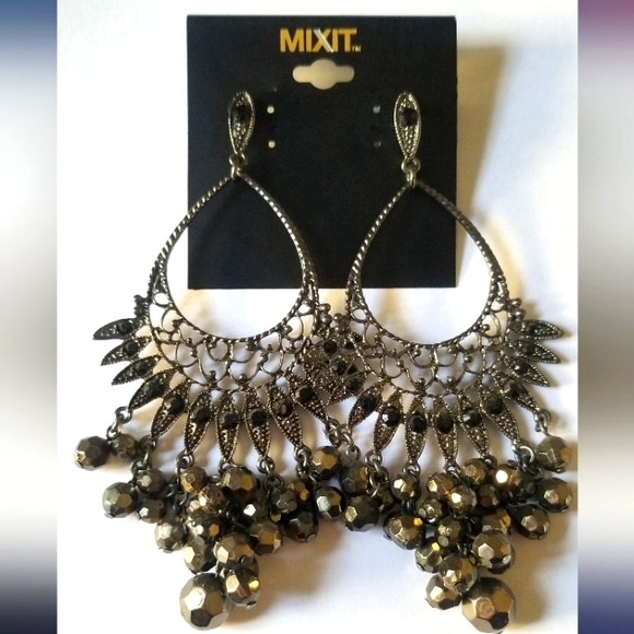 Mixit | Jewelry | Stunning Beaded Black And Metallic Long Drop Earrings ...